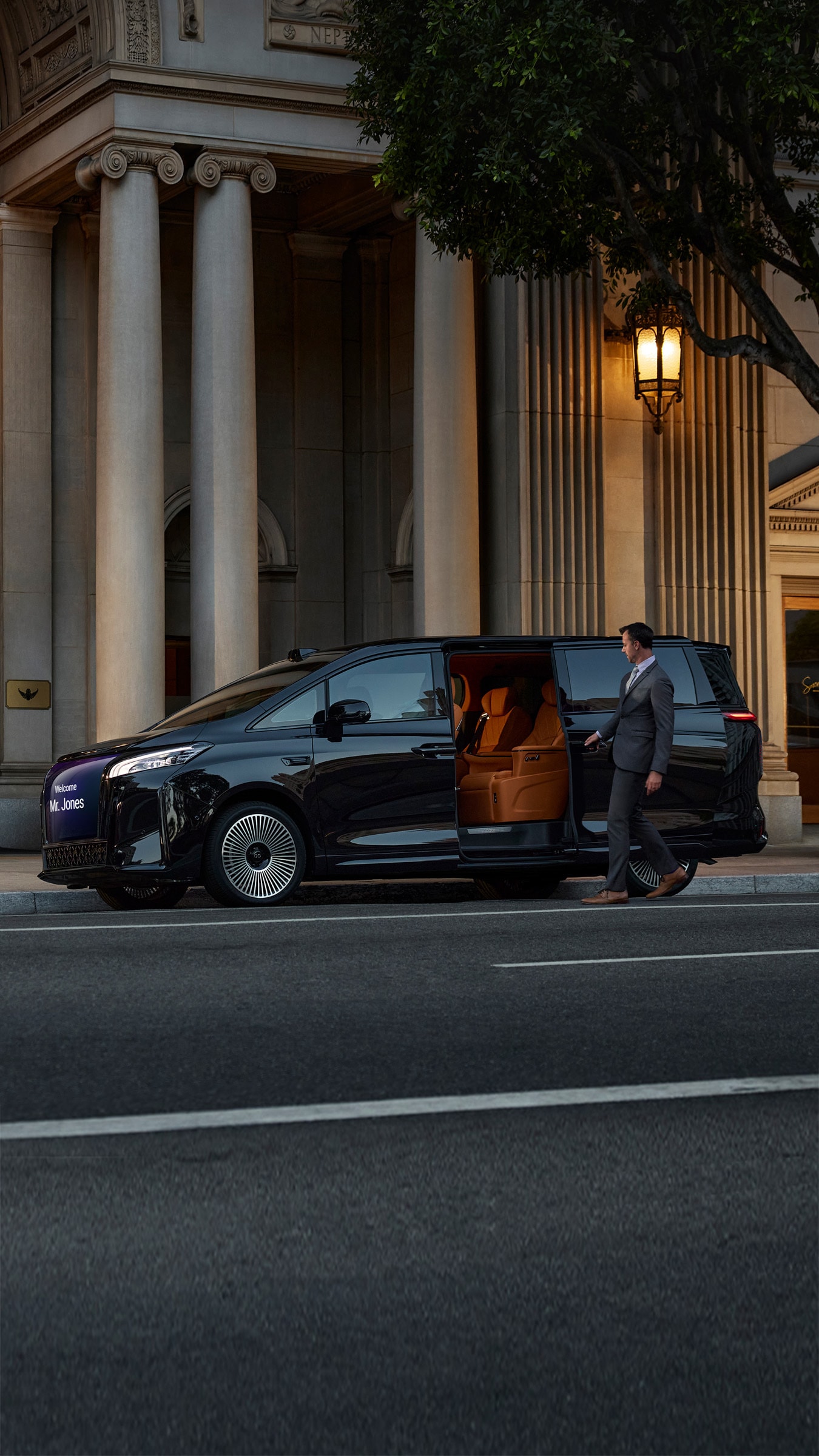 Faraday X: 新能源汽车, 具身智能代理,EAI EV